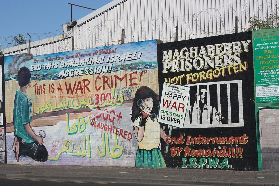 International Wall / Republican Murals - Sightseeing Belfast